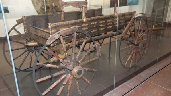 Völva the Viking Witch or Seeress | Nordic Culture - Skjalden.com