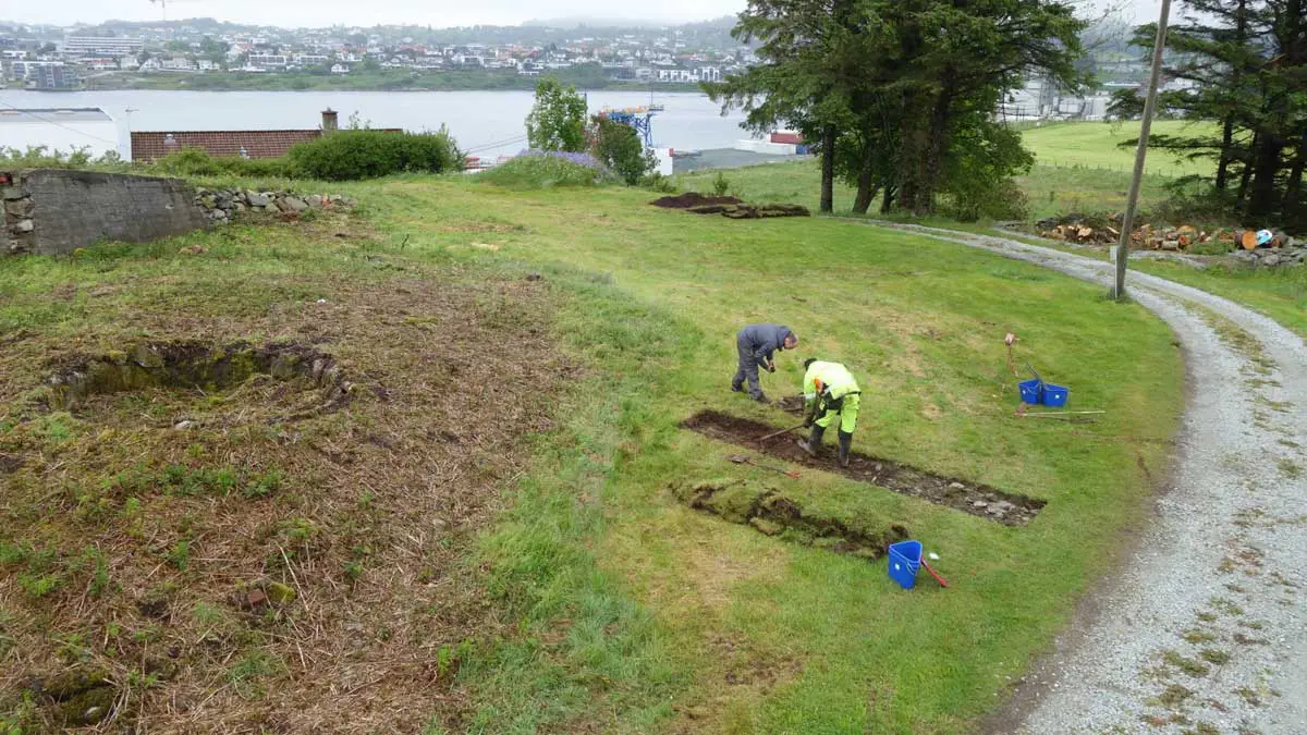 Viking Ship Discoveries in Karmøy Unearth Early Kings' Secrets →